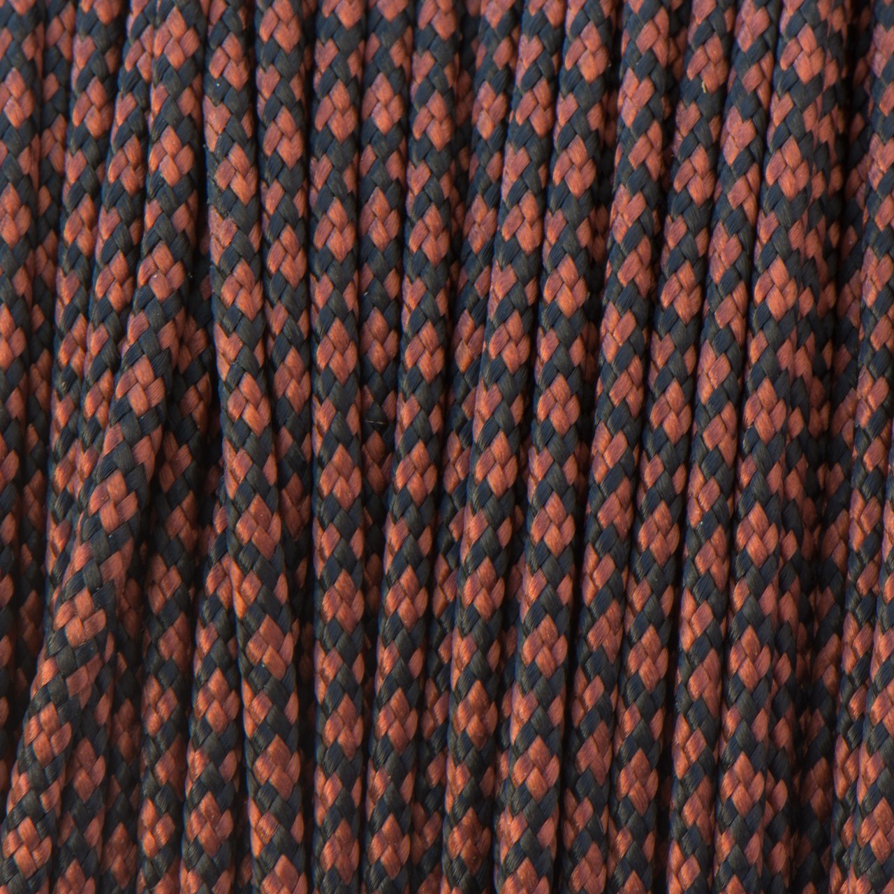 Rust Diamonds Paracord Type I